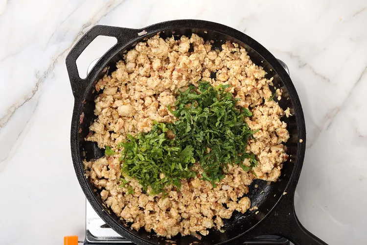 Chicken Larb Recipe: A Fresh and Healthy Southeast Asian Staple