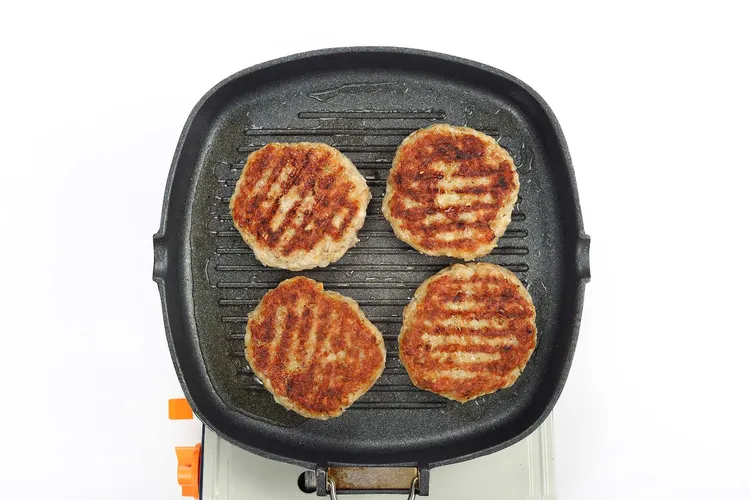 Ground Chicken Burger Recipe: A Summertime Staple