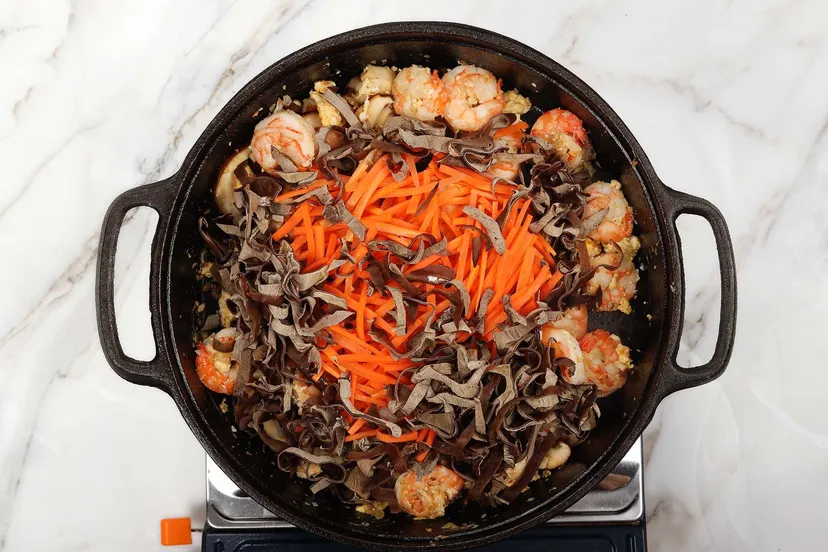 Moo Shu Shrimp Recipe: A Delicious, Crunchy Shrimp and Vegetable Sauté