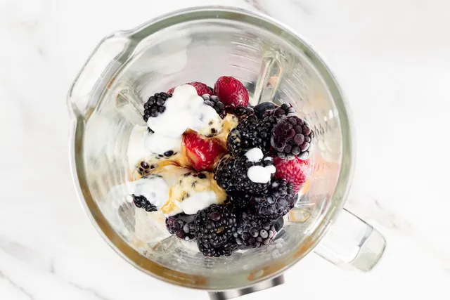 Frozen Fruit Smoothie Recipe - A Refreshing Berry-Mango Summer Blend