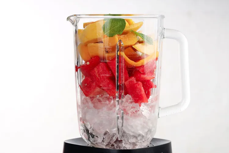 Mango Watermelon Smoothie Recipe: A Fruity, Healthy Summer Drink
